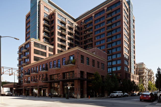 1221 NW Marshall Street - The Wyatt Portland, Oregon - | Spacer