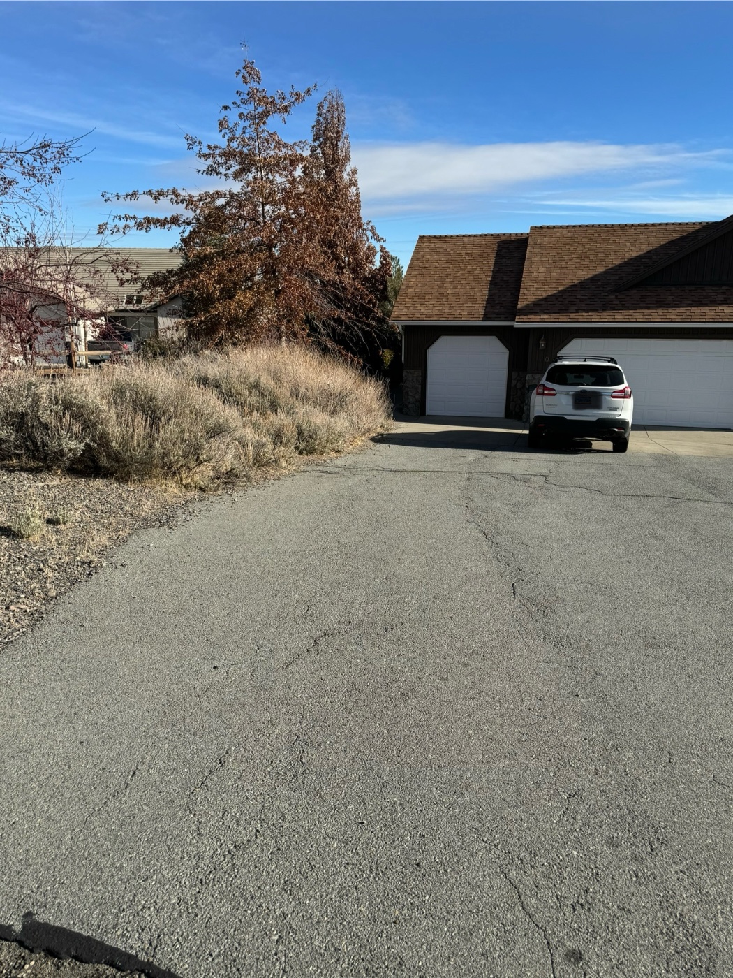 Driveway large area(20-30ft) Reno, NV - $175.00 - Monthly | Spacer
